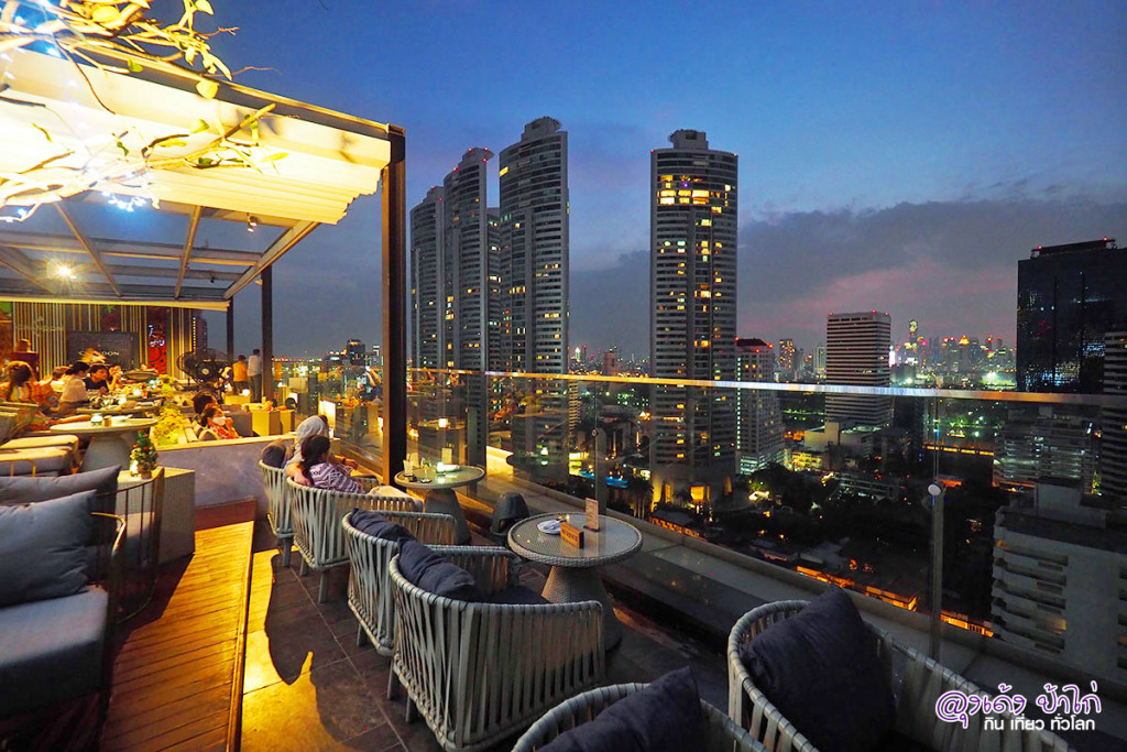 NOVOTEL Sukhumvit 20 : Staycation - รีวิว by ลุงเด้ง ป้าไก่