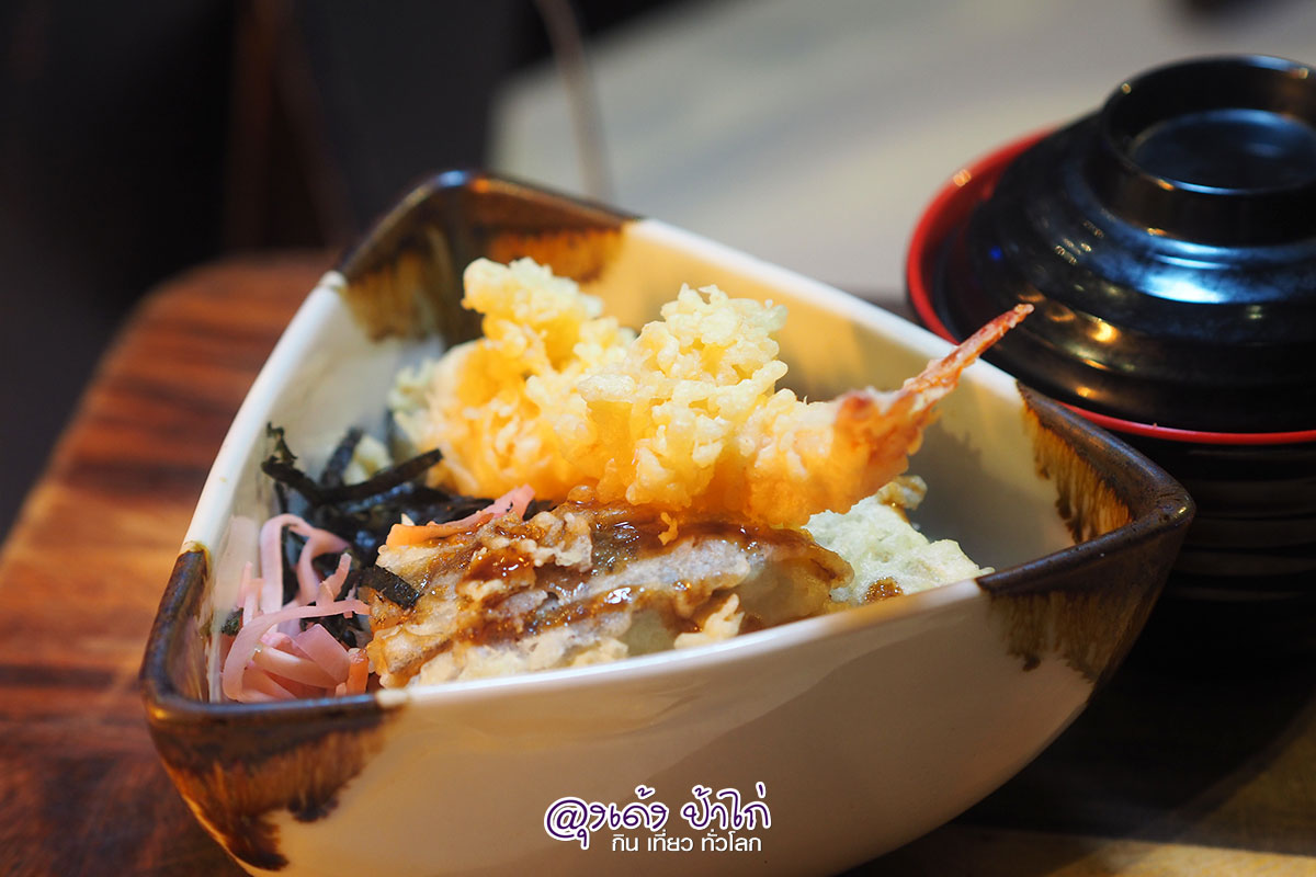 The Dining Room บุฟเฟ่ต์ อาหารทะเล - ลุงเด้ง ป้าไก่